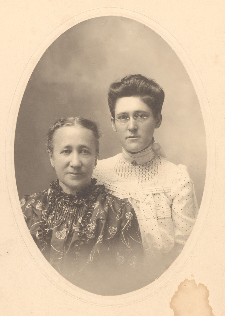 Nora Witzel: Trailblazing Photographer and Inspiring Individualist ...