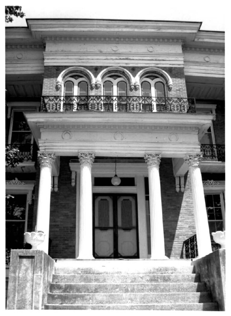 Clarksville Historic Homes: The Smith-Trahern Mansion - Customs House ...